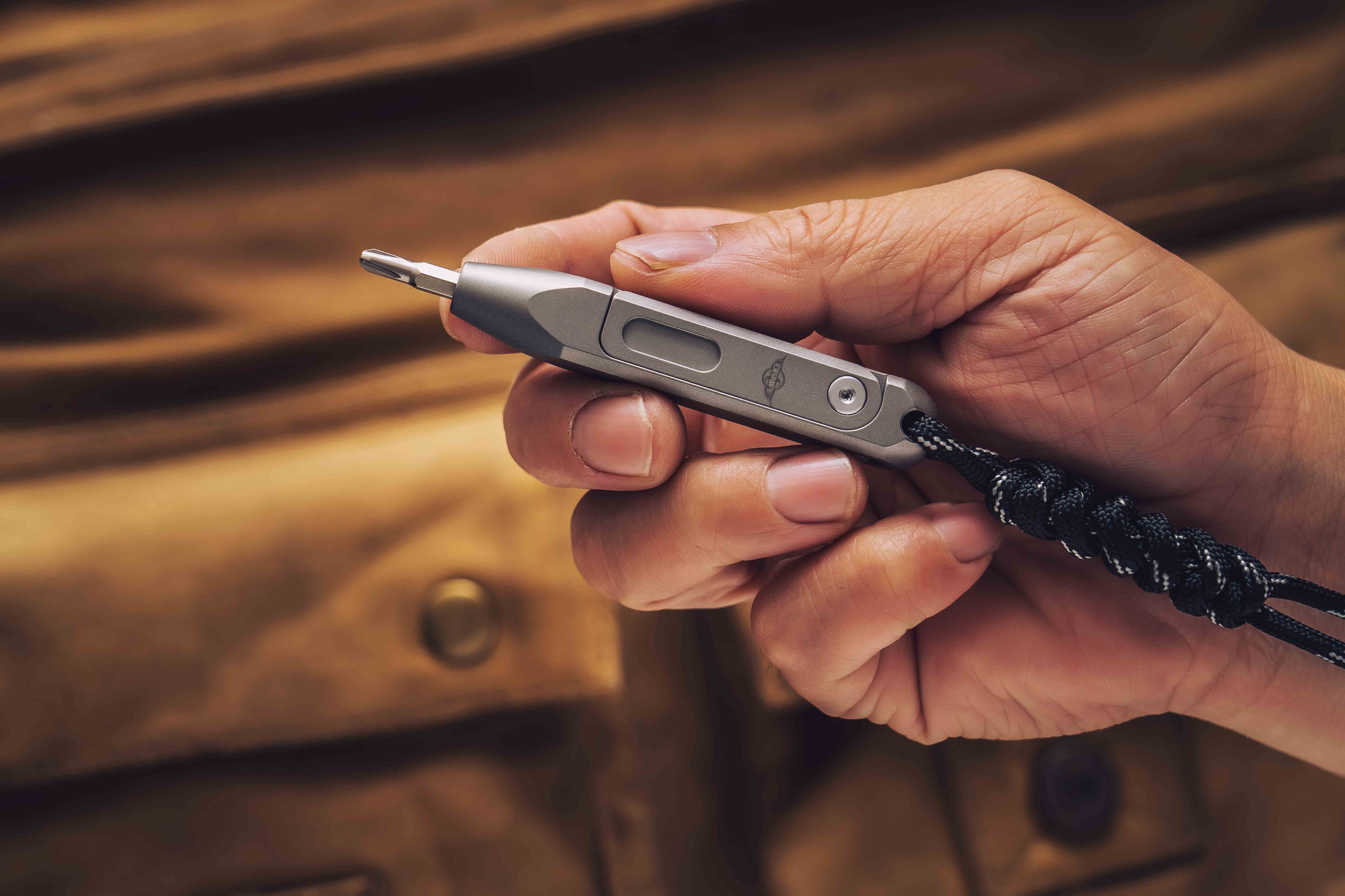 Olight Otacle D1 - EDC Titanium Multi-Bit Driver - Olight Australia