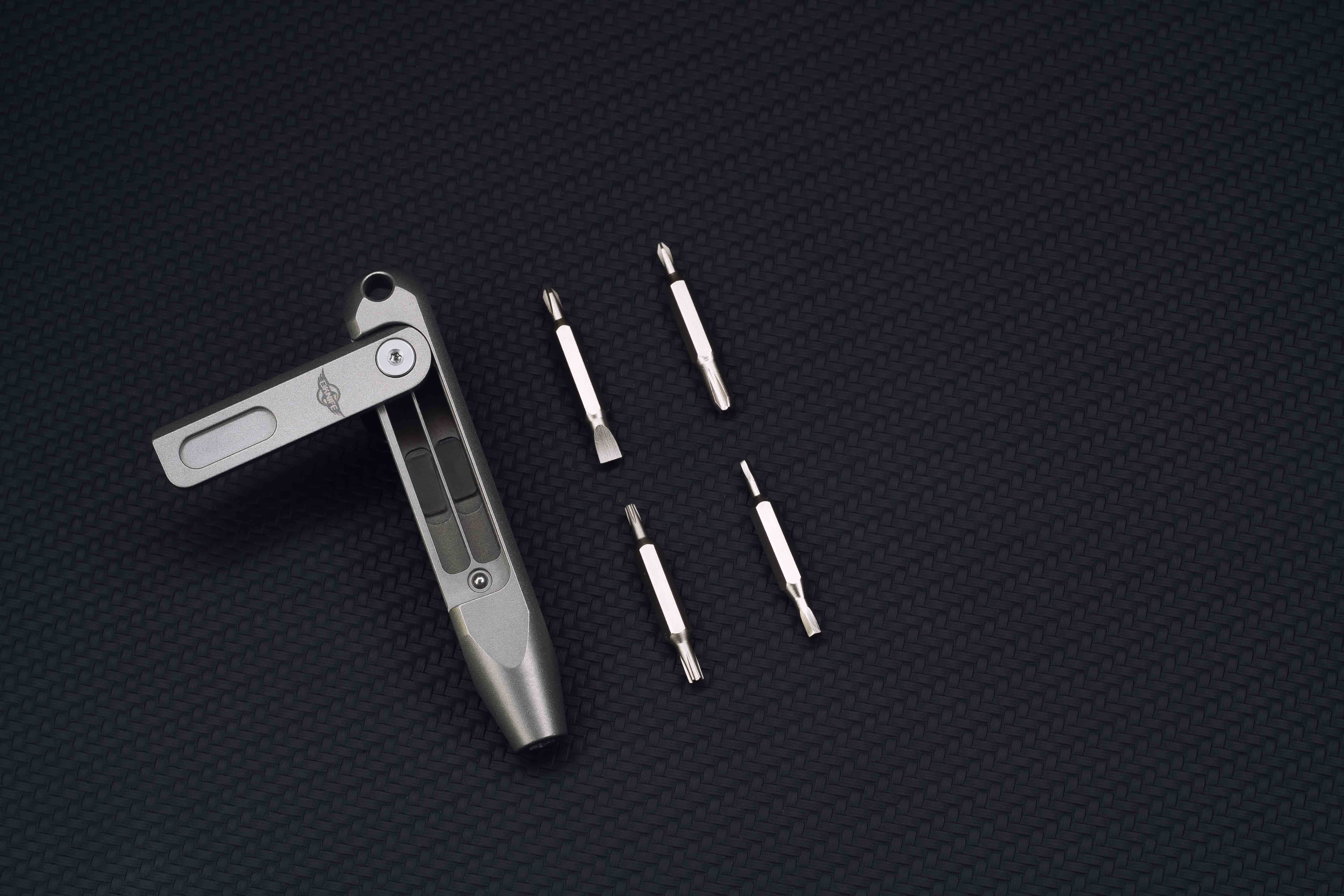 Olight Otacle D1 - EDC Titanium Multi-Bit Driver - Olight Australia